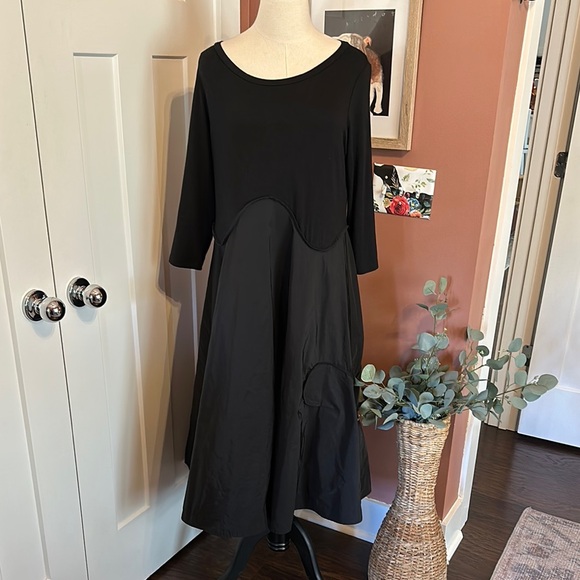 Sun Kim | Dresses | Christine Sun Kim Black 34 Sleeve Scoop Neck ...